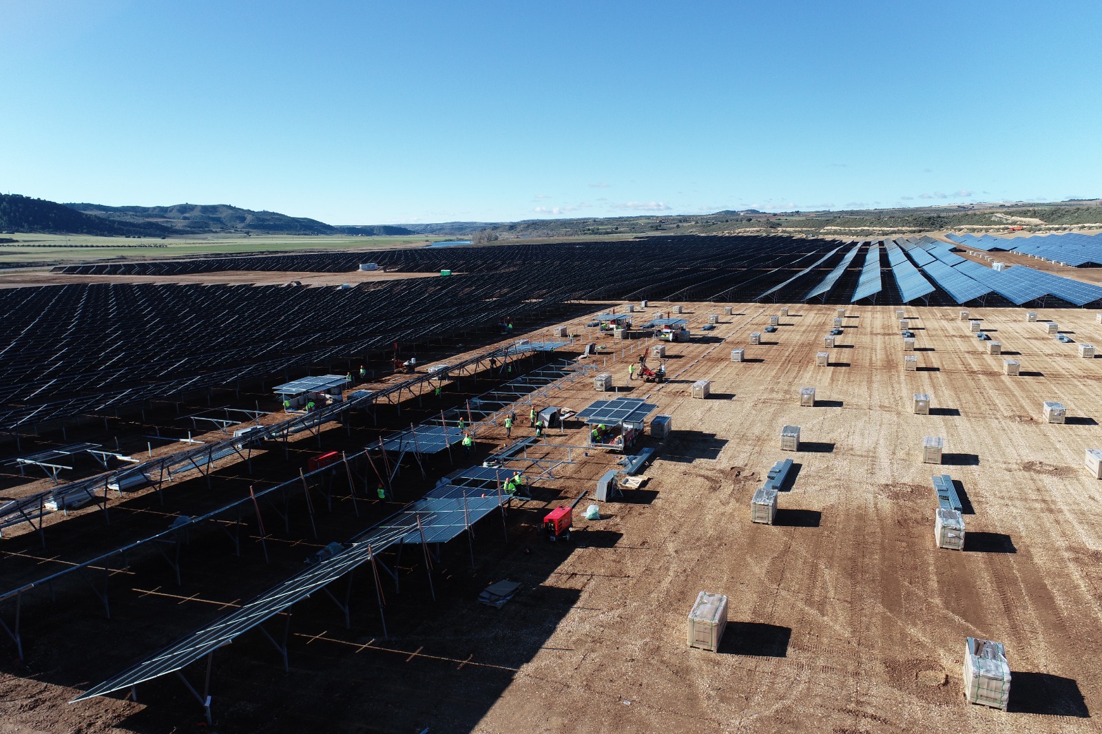 THE NEW PHOTOVOLTAIC PLANT IN BOLARQUE, SPAIN: INNOVATION UNDER ...